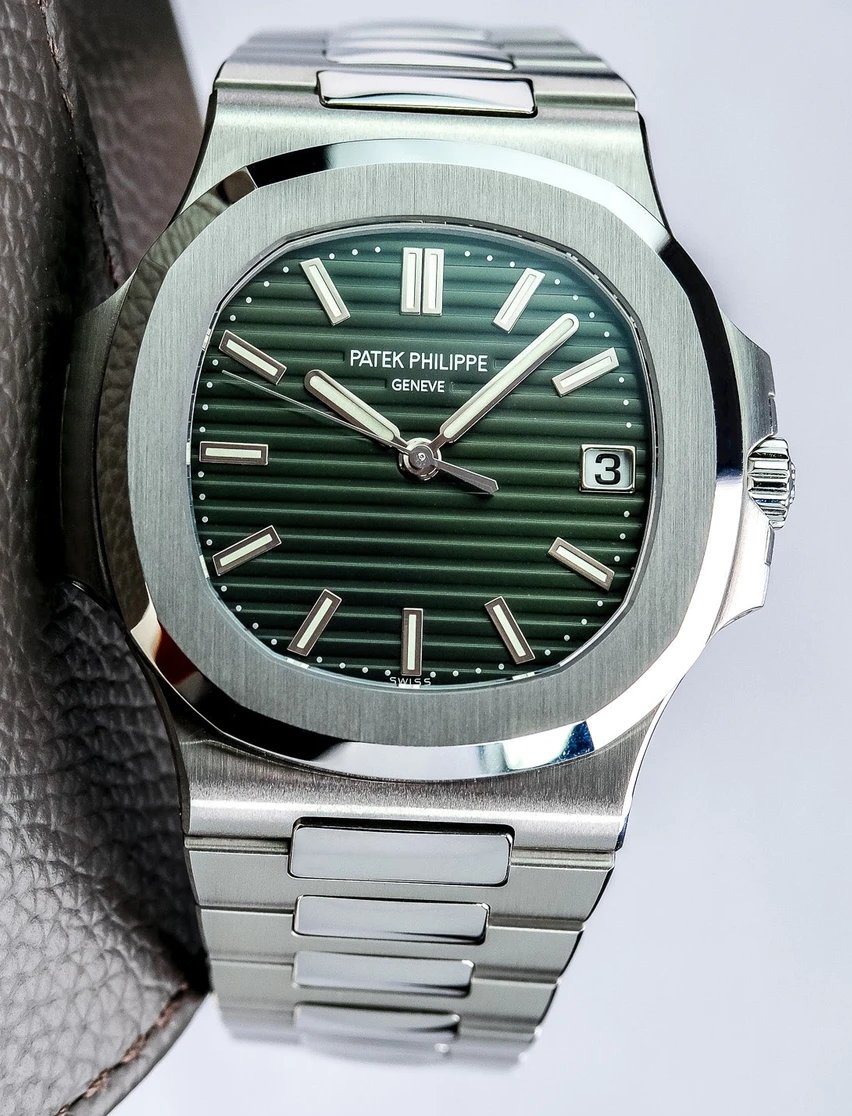 Patek Philippe Nautilus 5711-1A-014 For Gents – Geneve Room